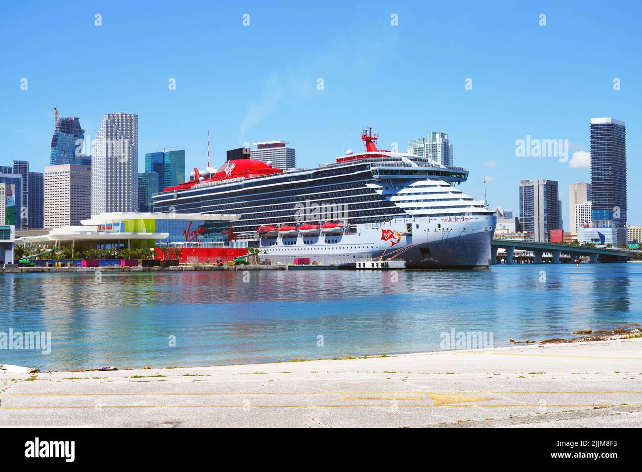 MIAMI BEACH, FL -18 MAY 2022- View of the Scarlet Lady cruise ship by ...