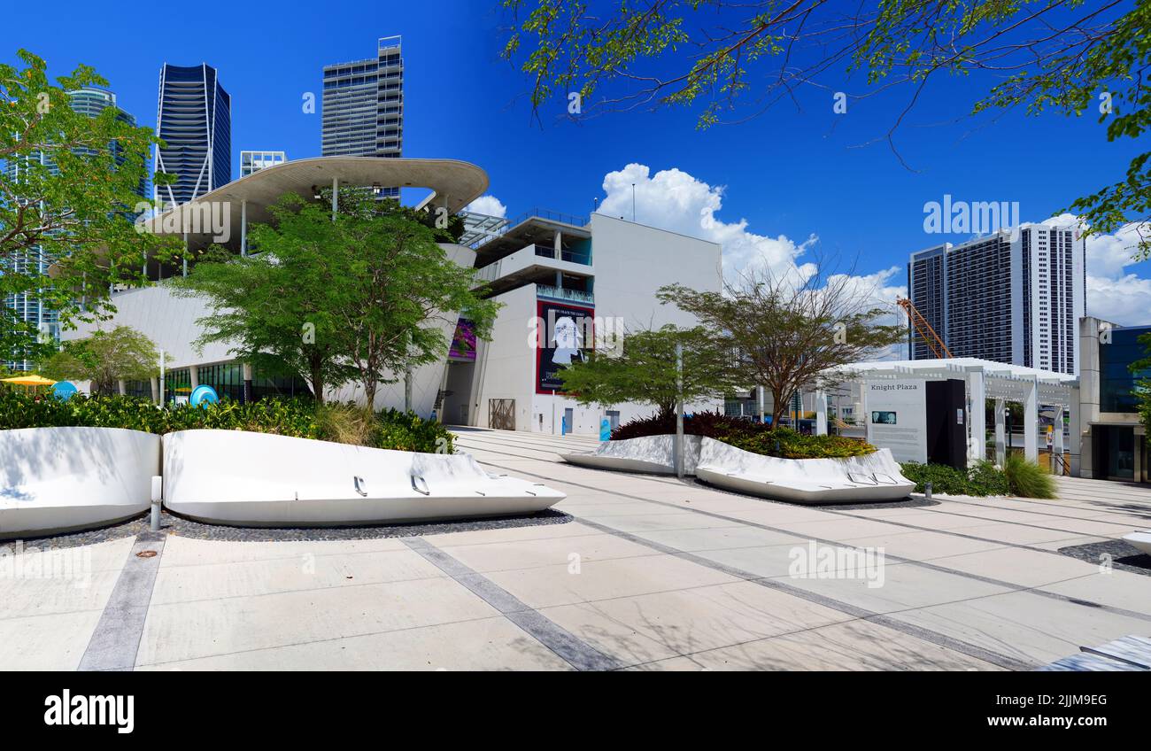 MIAMI, FL -18 MAY 2022- View of the Phillip and Patricia Frost Museum ...