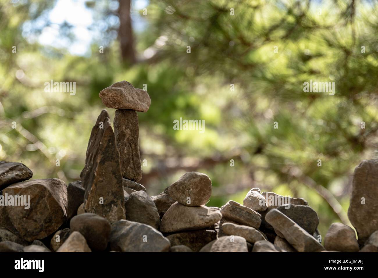 Sea stacked stones hi-res stock photography and images - Alamy