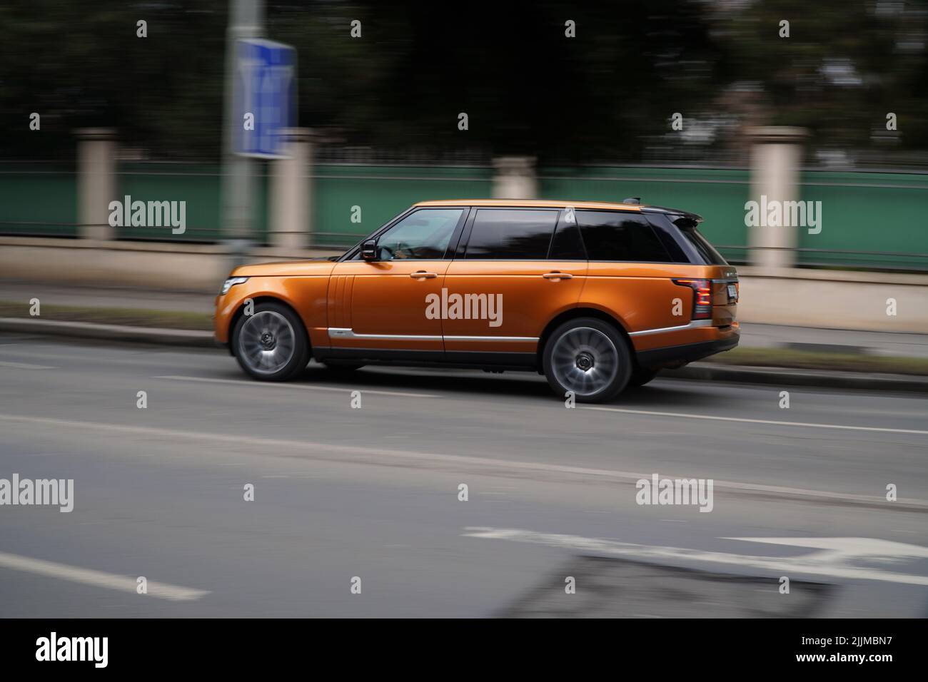 A luxury Range Rover on the street in motion blur Stock Photo - Alamy