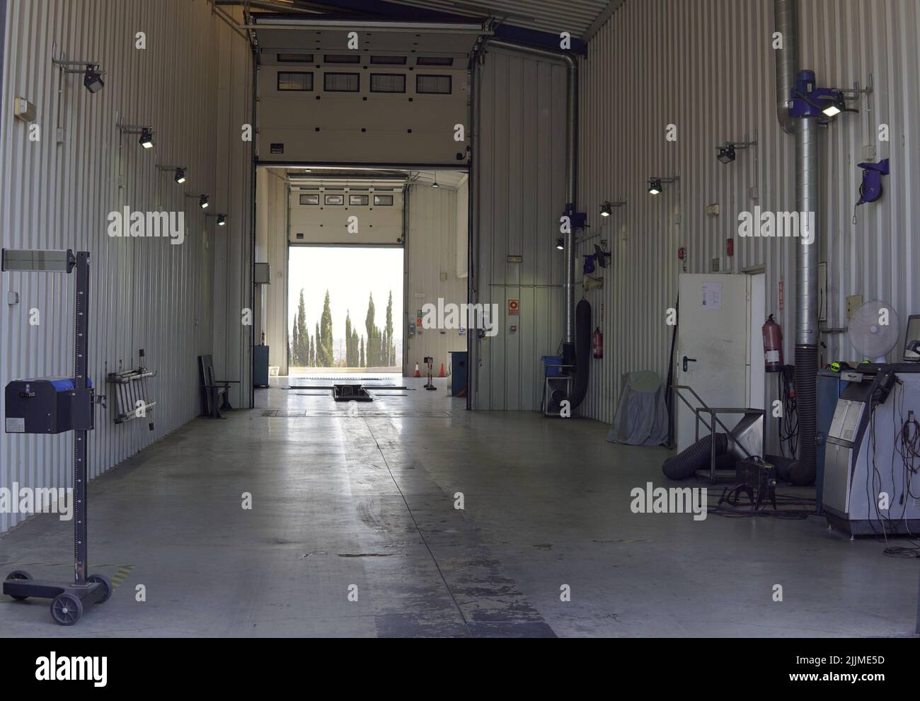 Vehicle Technical Inspection Center inside Stock Photo - Alamy