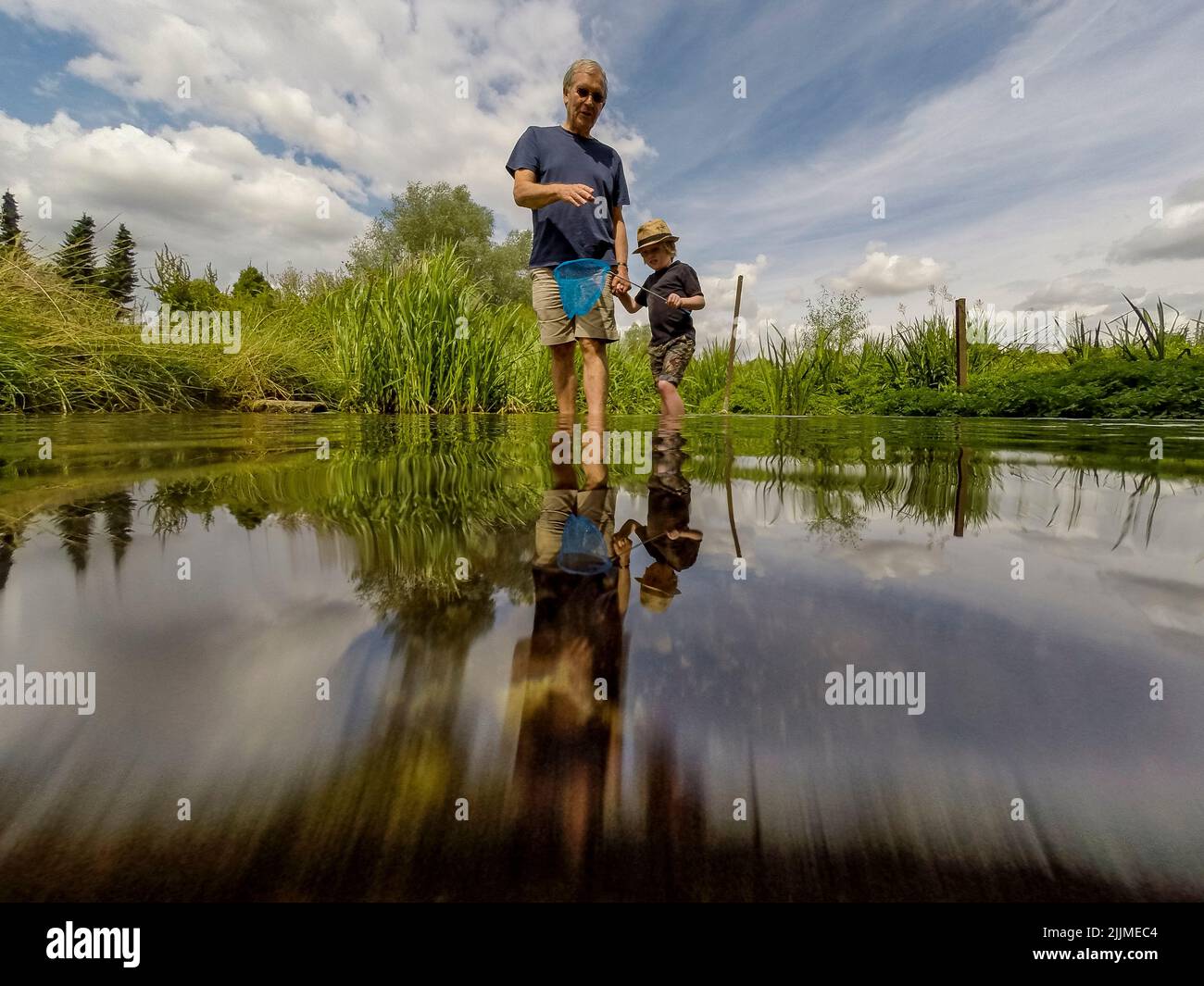 Chalk stream drought hi-res stock photography and images - Alamy