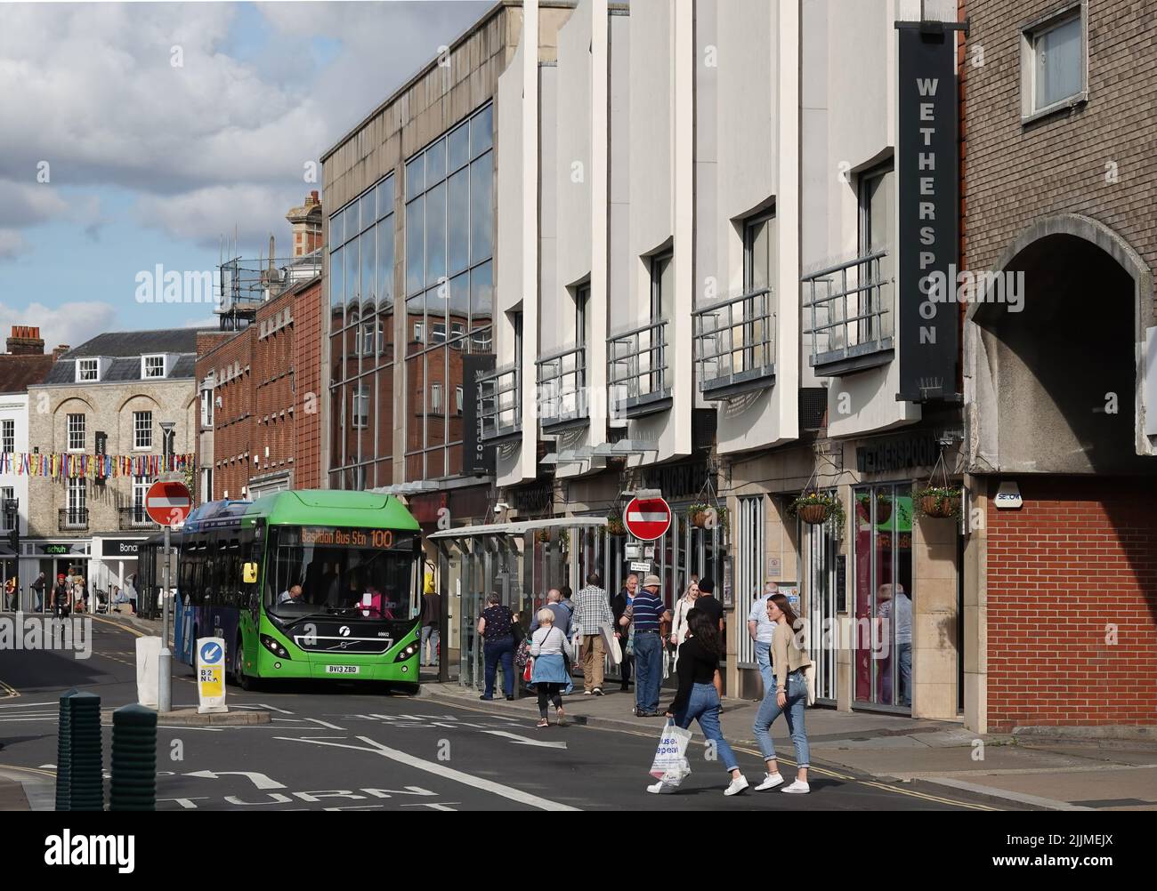 Bus travel essex hi-res stock photography and images - Alamy