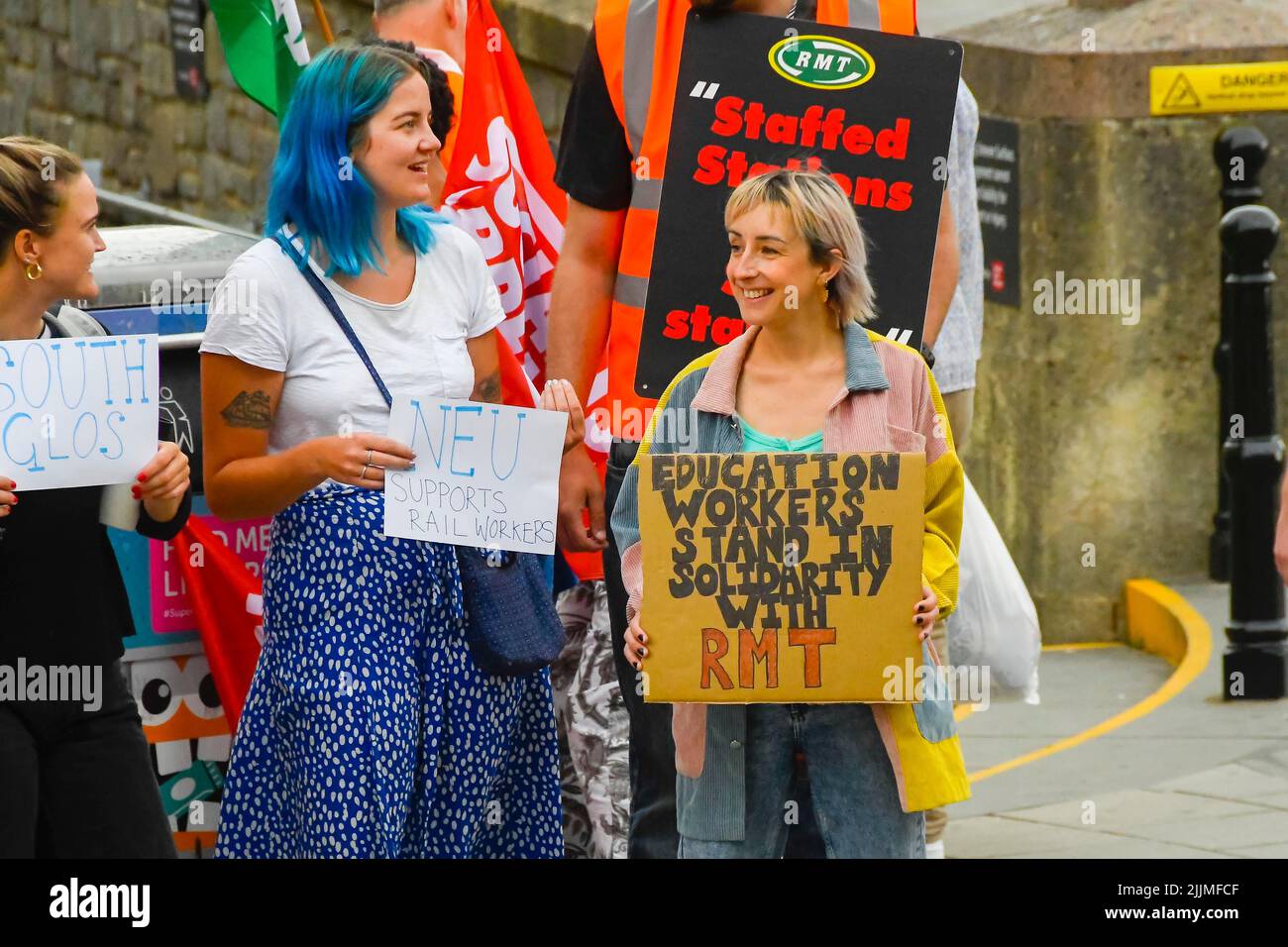 Bristol Temple Meads Station, Bristol, UK. 27th July 2022. An NUT ...