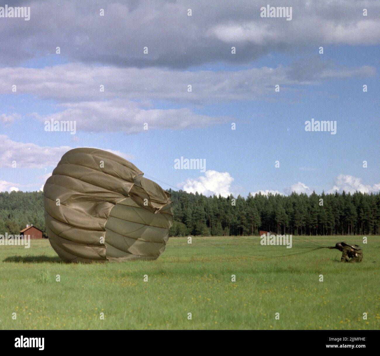 The paratroopers' school in Karlsborg 1960. Frame screen jumping Stock ...