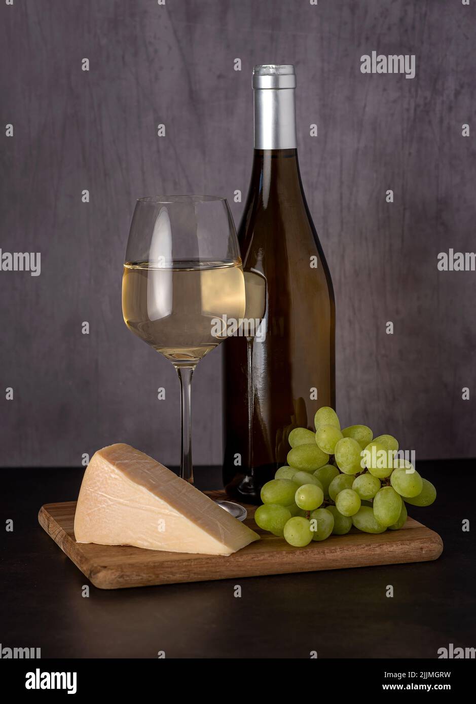 Grape cheese hi-res stock photography and images - Alamy
