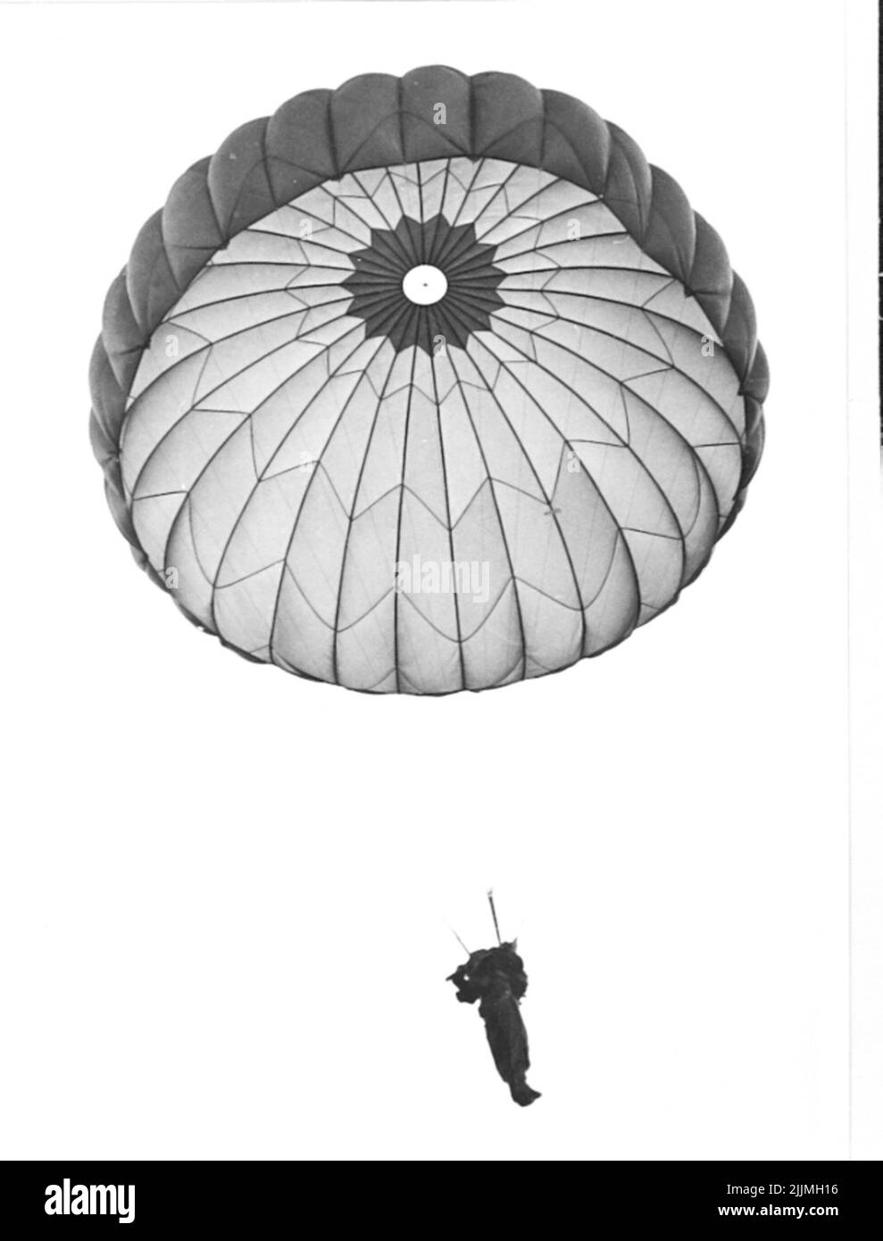 The paratroopers School Karlsborg in the early 1960s. Parachute jumping ...