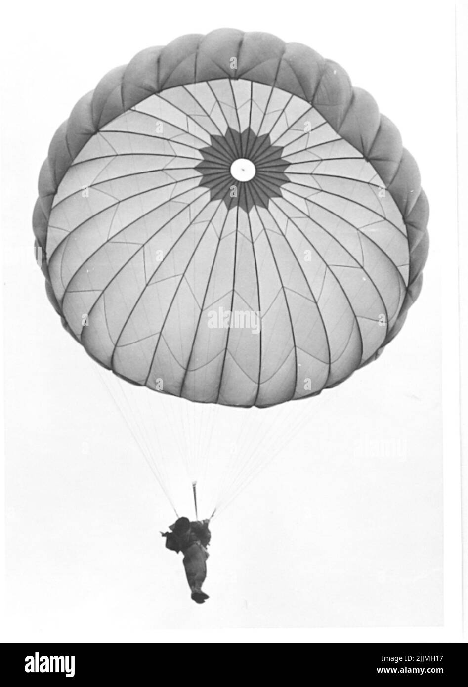 The paratroopers School Karlsborg in the early 1960s. Parachute jumping ...