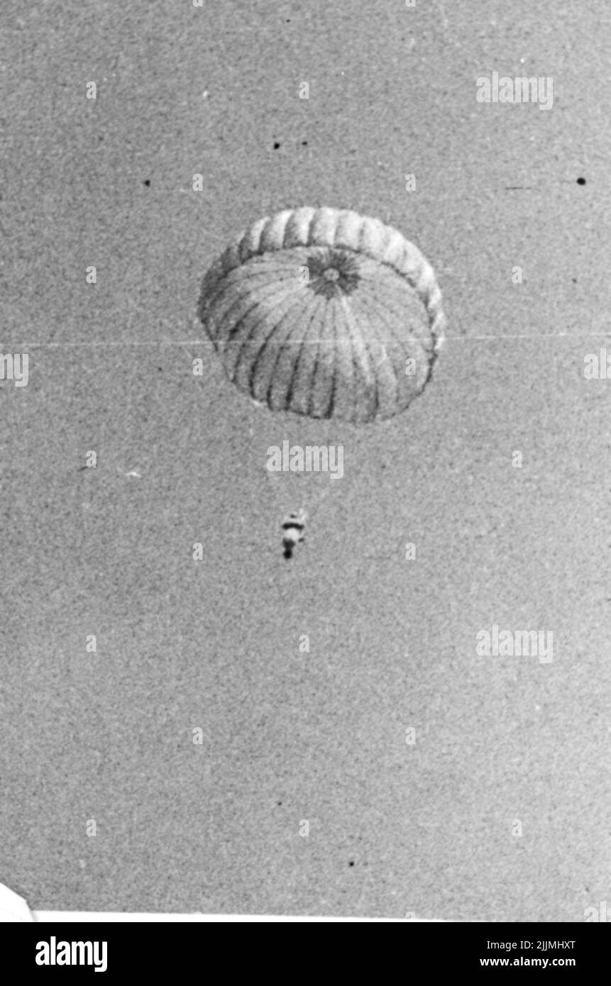 Frame screen School Karlsborg 1955. Fallscreen Stock Photo - Alamy