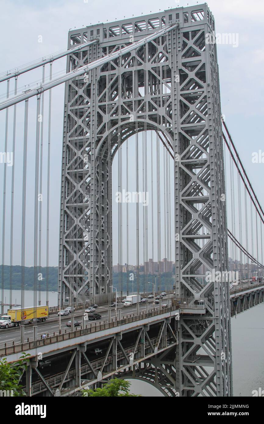 George washington bridge in new hi-res stock photography and images - Alamy