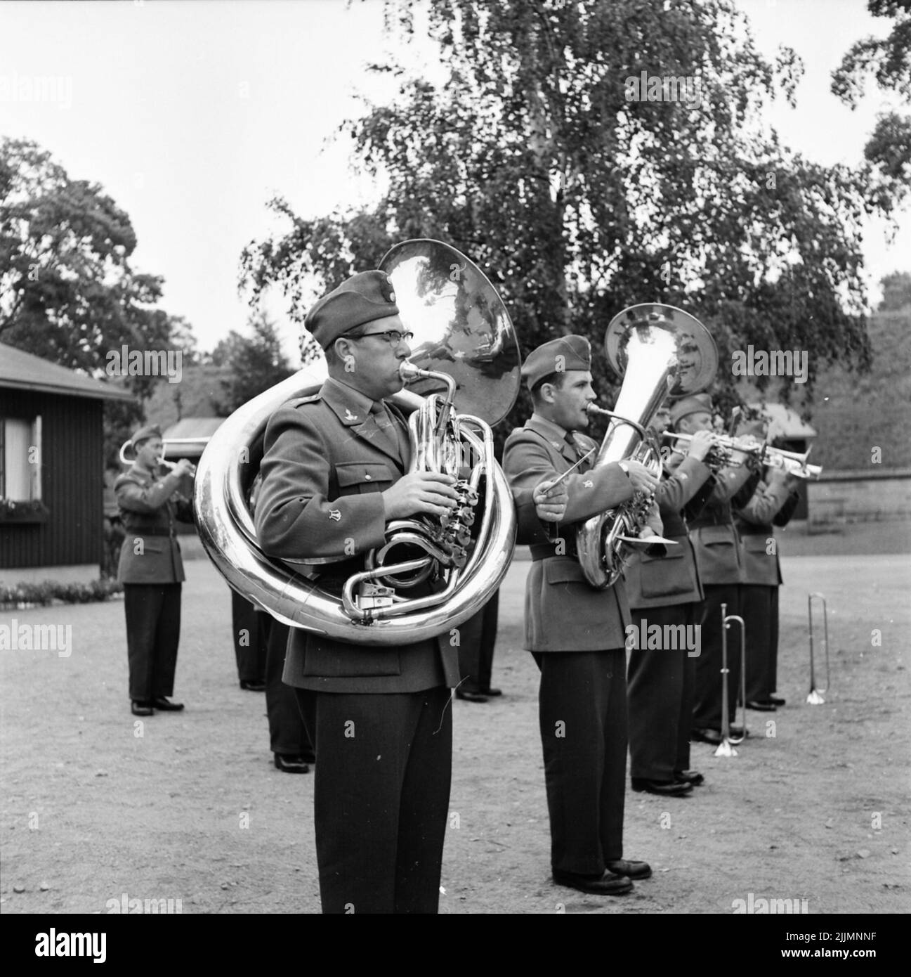The paratroopers' school in Karlsborg 1958. The eagle parade Stock ...