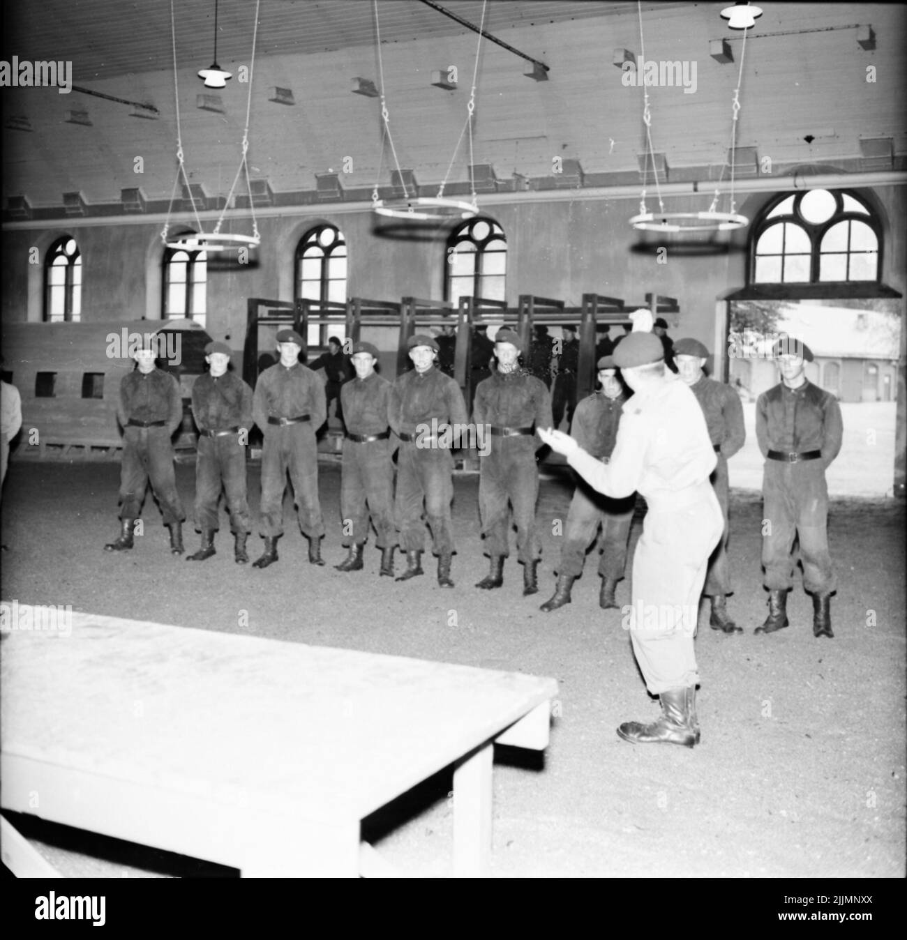 1950s in army uniform hi-res stock photography and images - Alamy