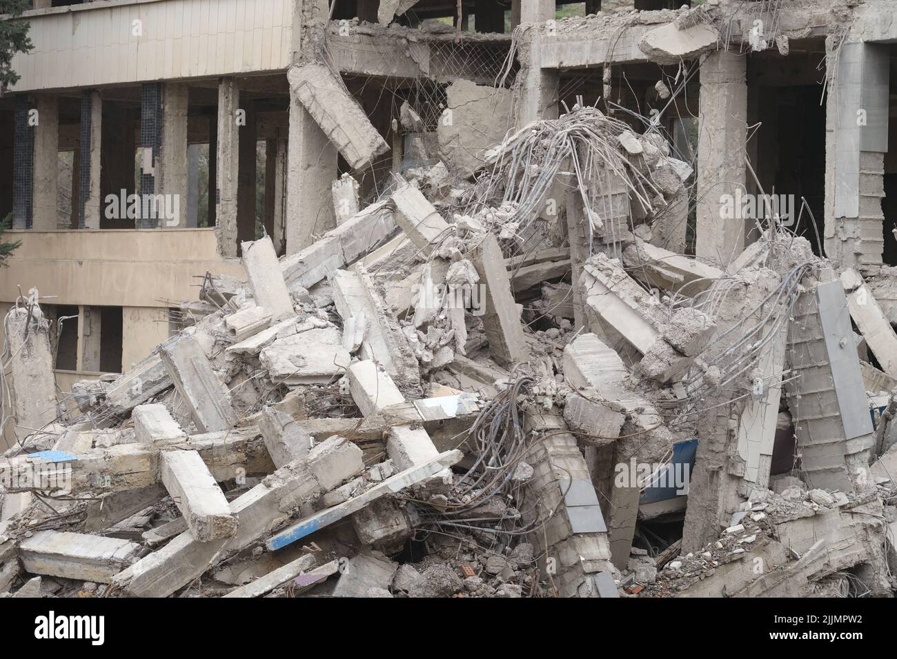 Industrial concrete building destroyed by an earthquake Stock Photo - Alamy