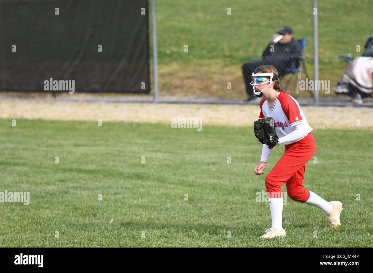 Softball sport hi-res stock photography and images - Alamy