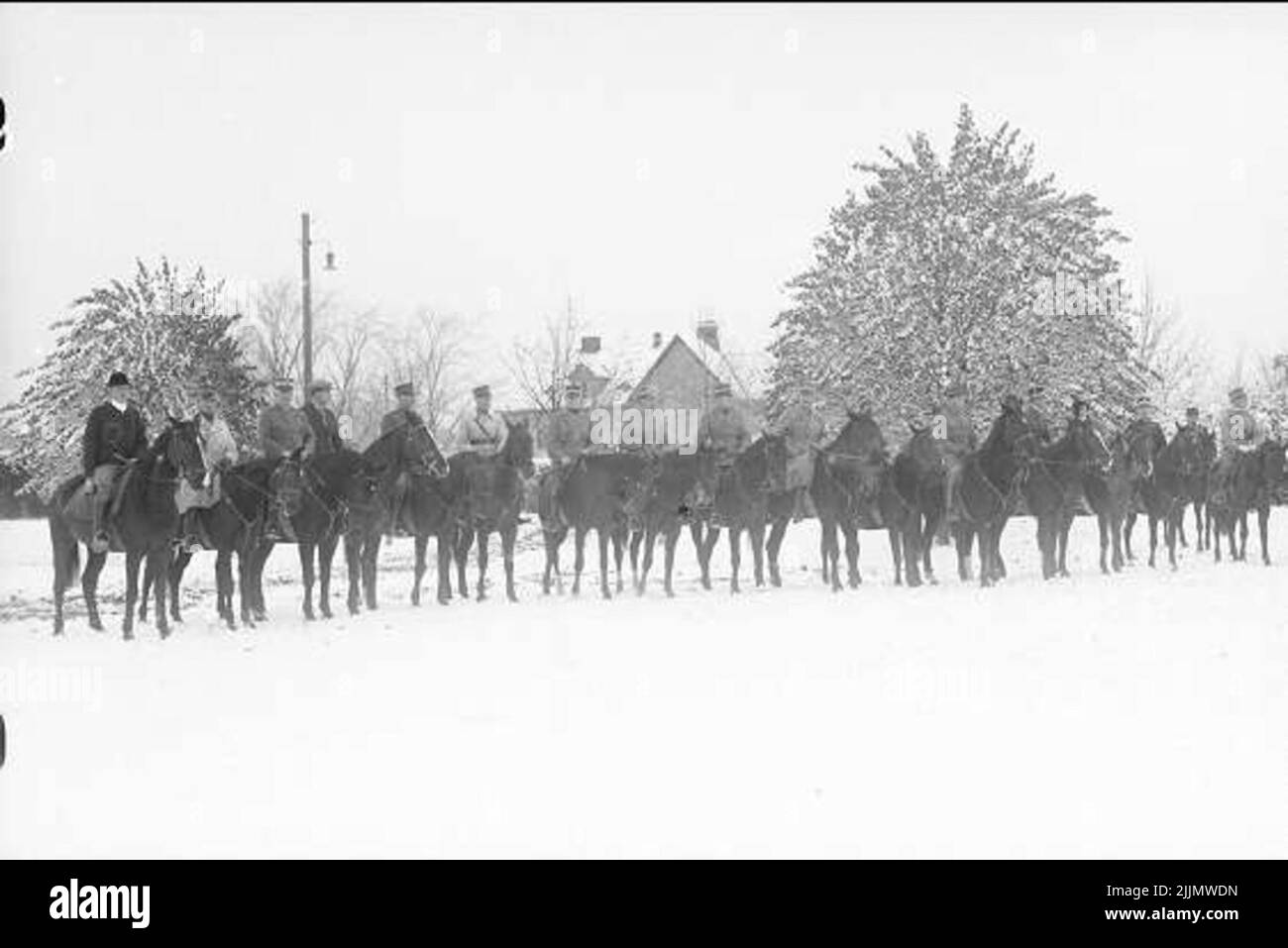 The master gives its instructions before the beginning of the hunting ...