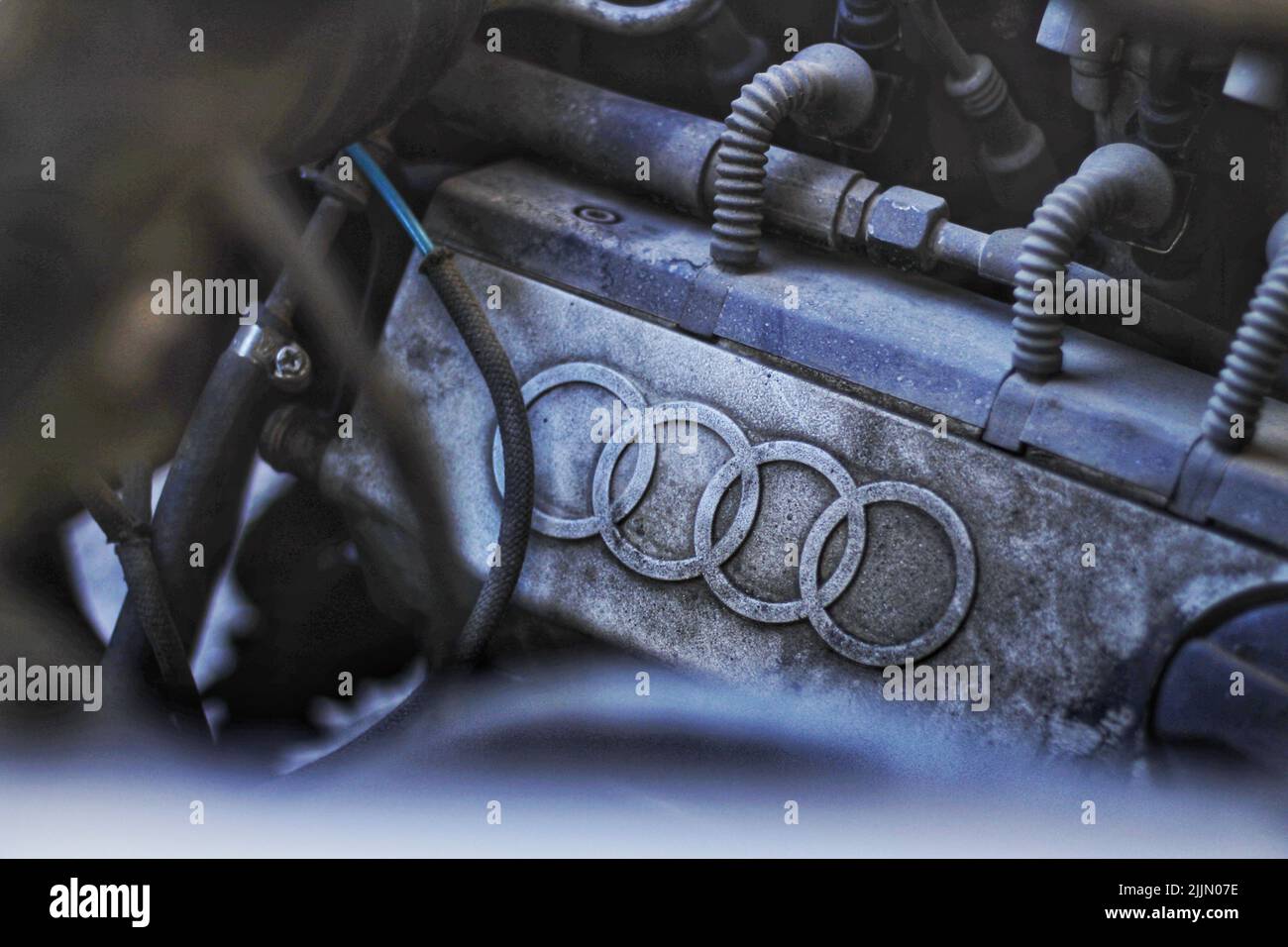 An Audi A6's engine from 1990's with a Turbo and Quattro AWD Stock ...