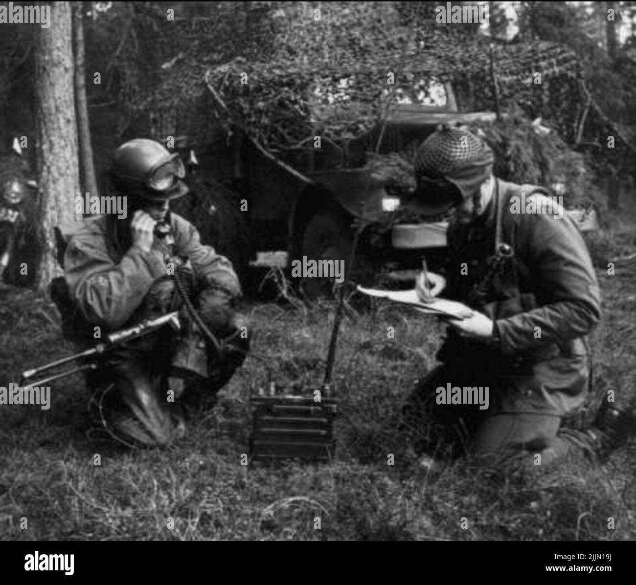 Motorized reconnaissance service, the reconnaissance base April 1968 ...