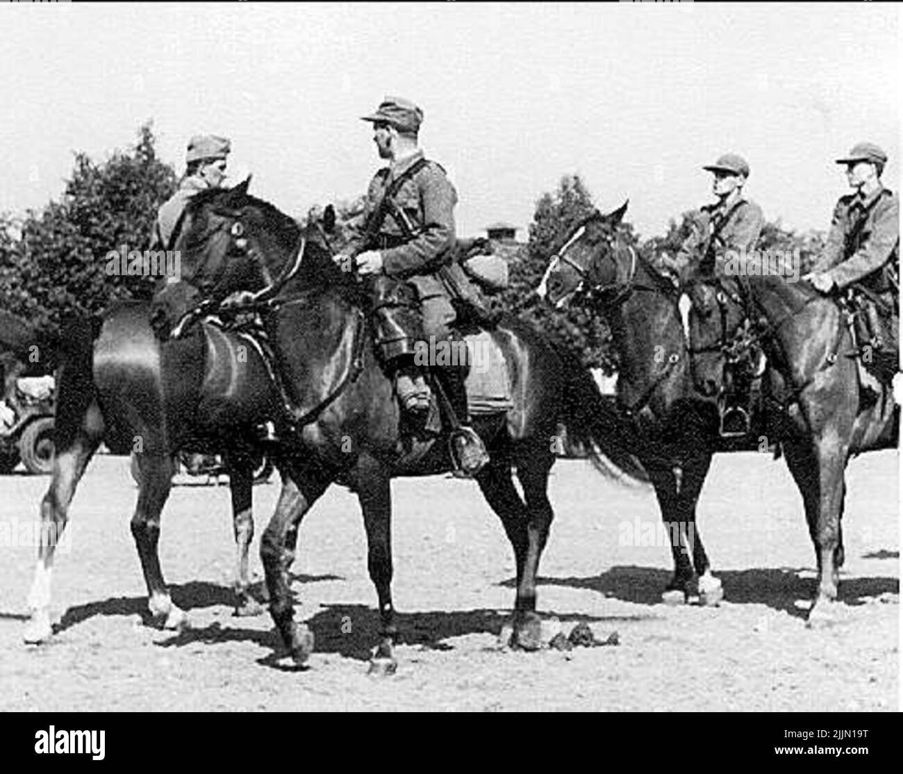 Through the 2nd troop, staff, hunter tip and then to the bullet Stock ...