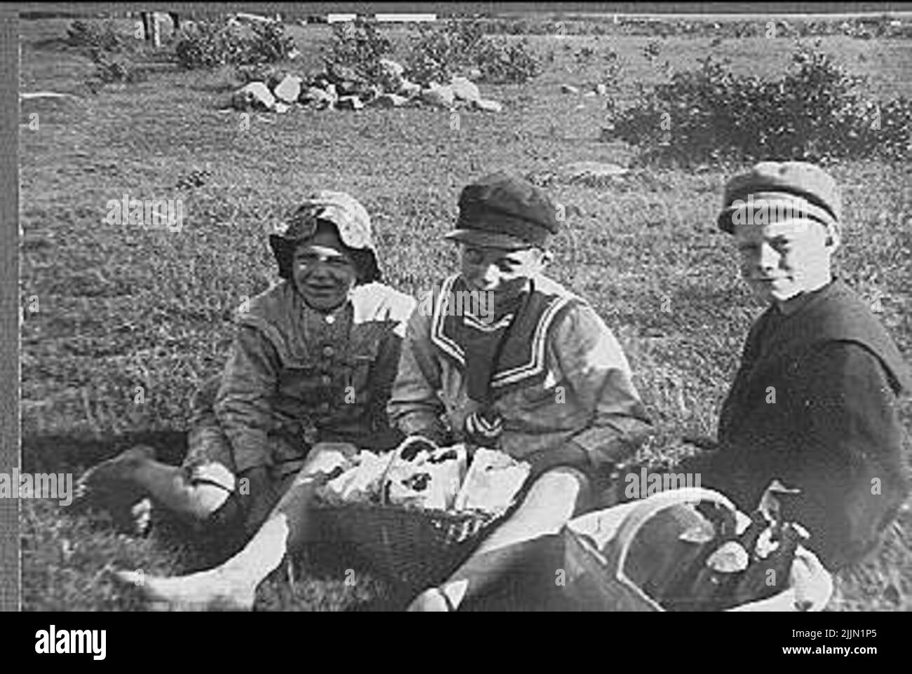 Merchants at the shooting range below Alphyddan Stock Photo - Alamy