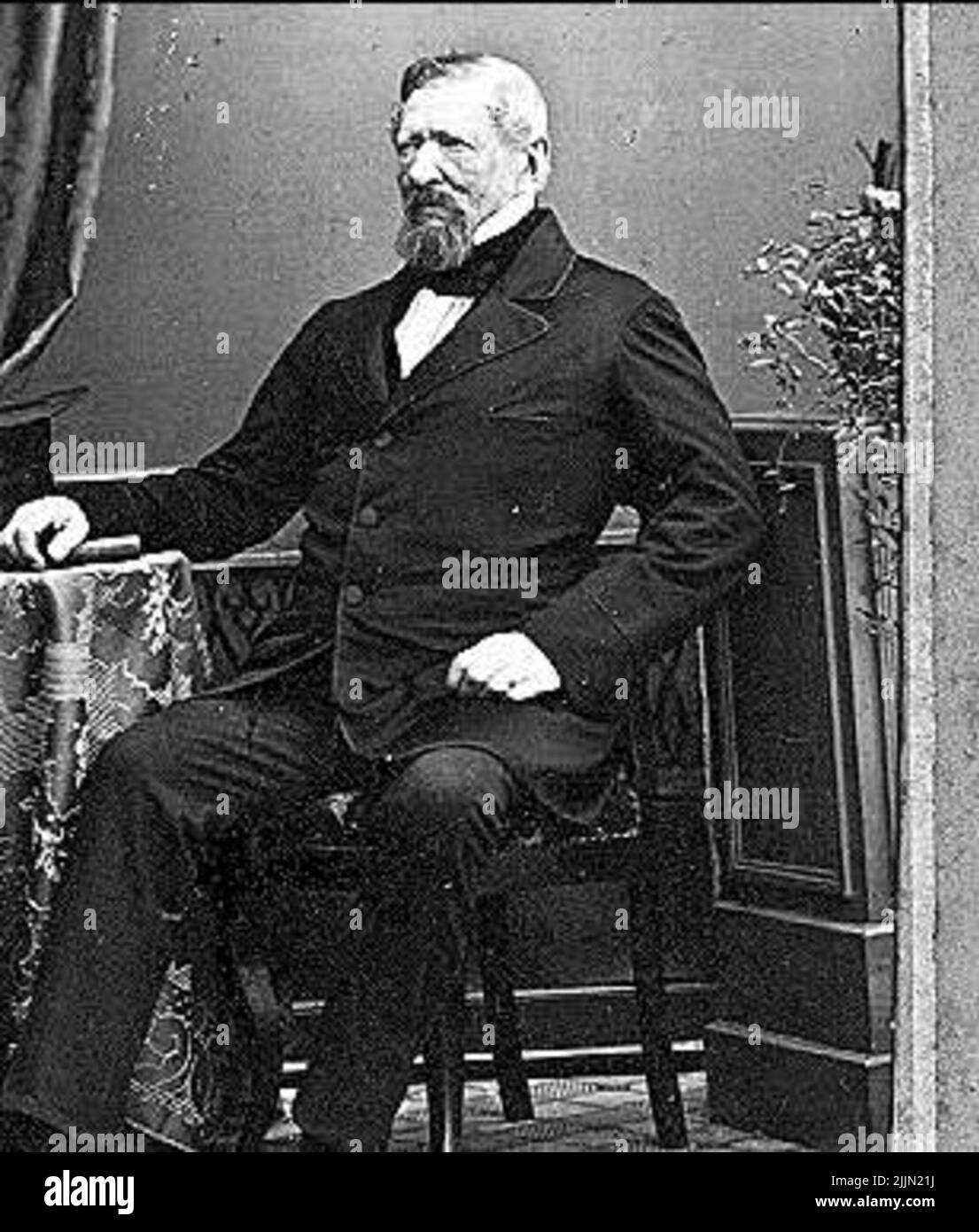 Frontal portrait Black and White Stock Photos & Images - Alamy