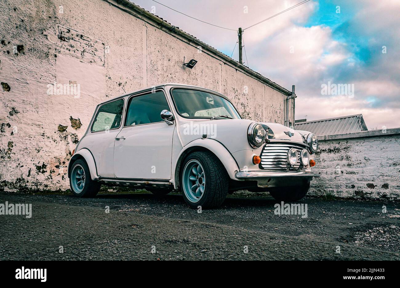 A vintage classic mini cooper parked in a rural area Stock Photo - Alamy