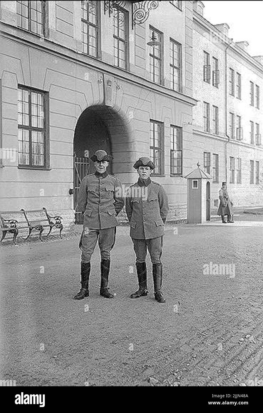 Uniform houses Black and White Stock Photos & Images - Alamy