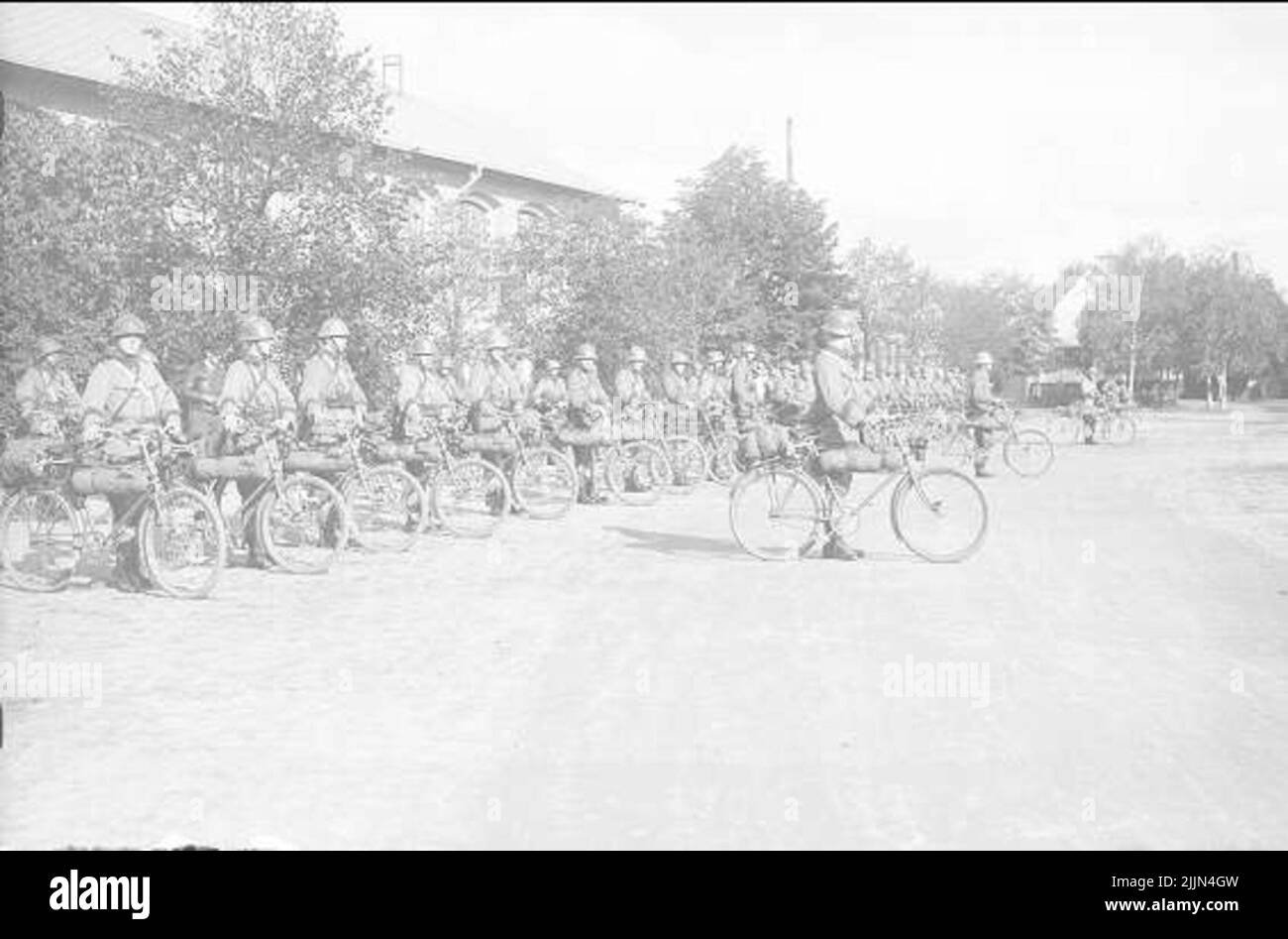 Military reconnaissance bicycle hi-res stock photography and images - Alamy