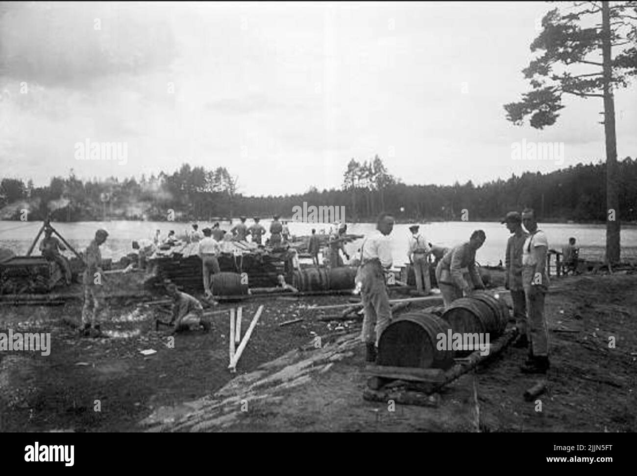 Manufacture of bridge parts at bridge construction Stock Photo - Alamy