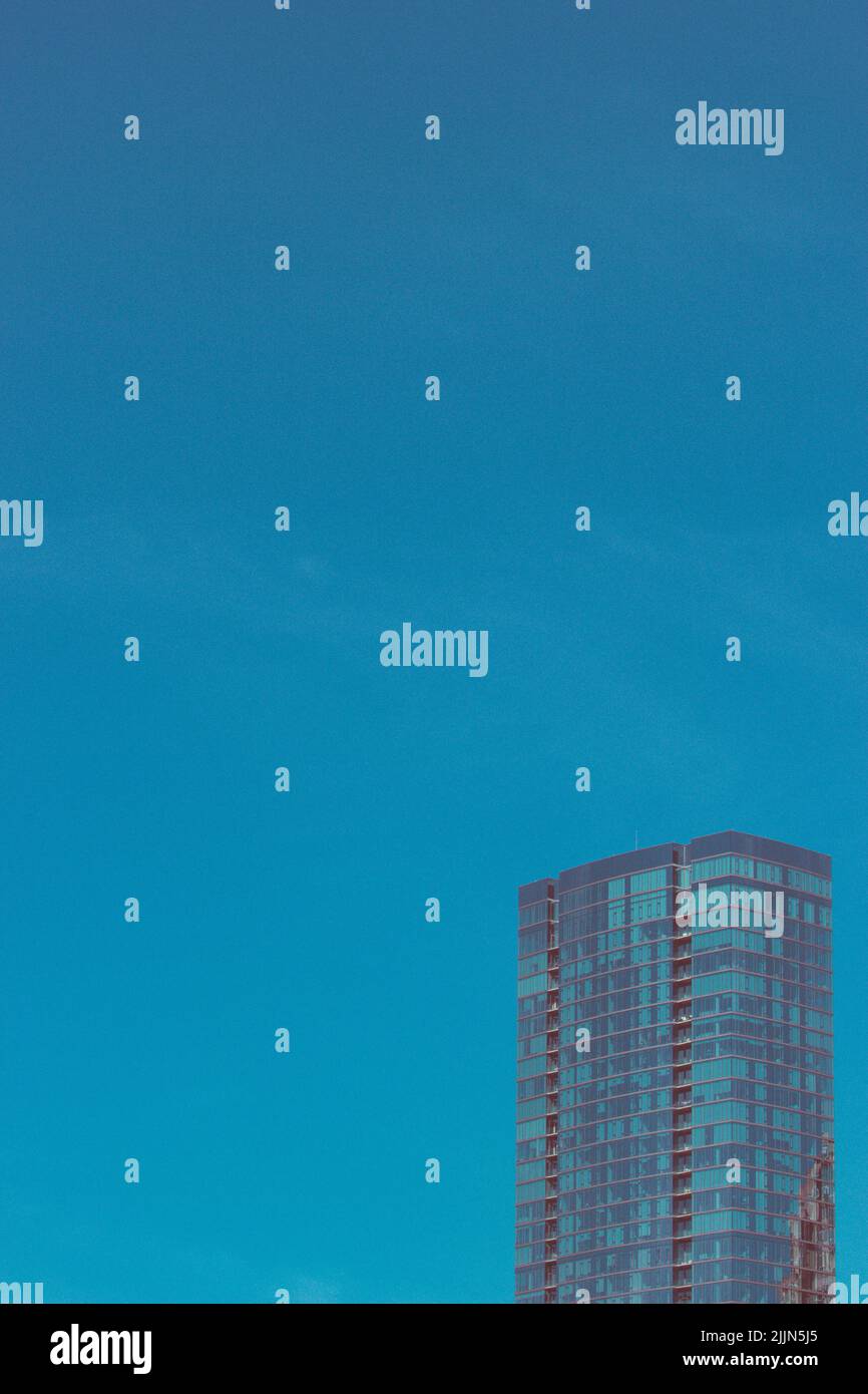 Tall vertical structure hi-res stock photography and images - Alamy