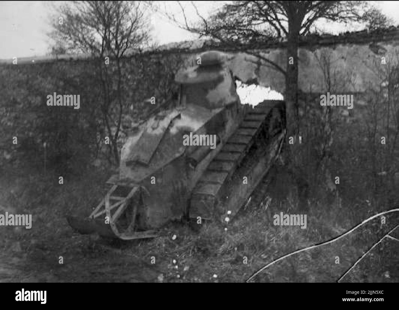 Renault tank hi-res stock photography and images - Alamy