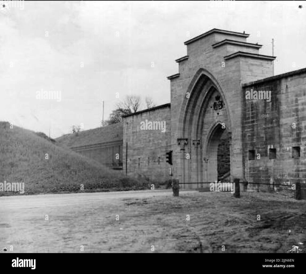 Gothic architecture and design Black and White Stock Photos & Images ...