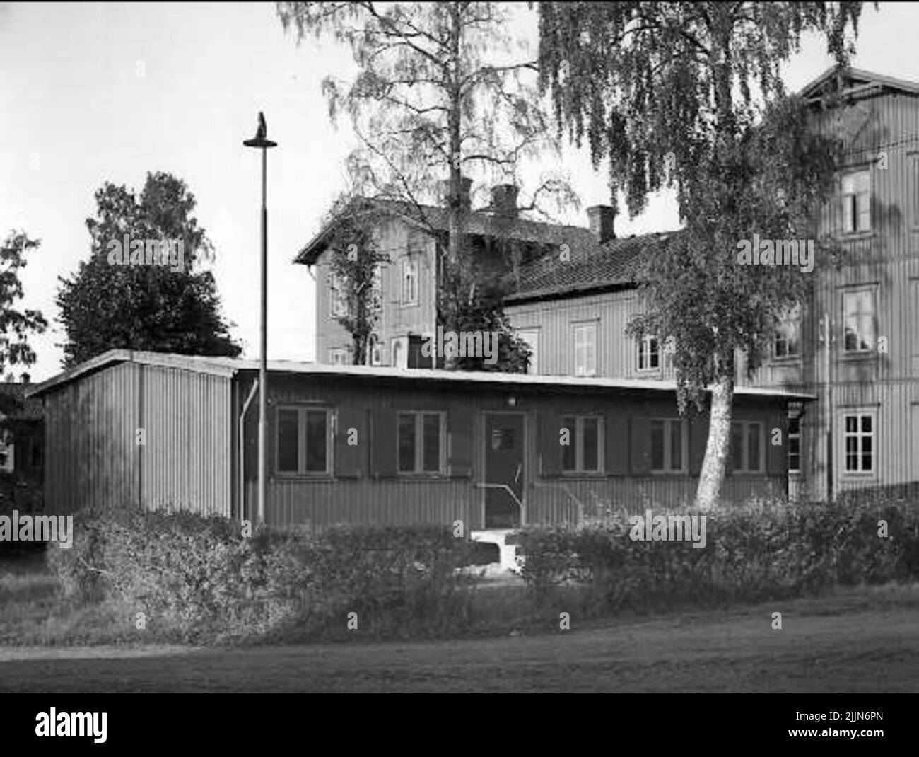 On location office Black and White Stock Photos & Images - Alamy