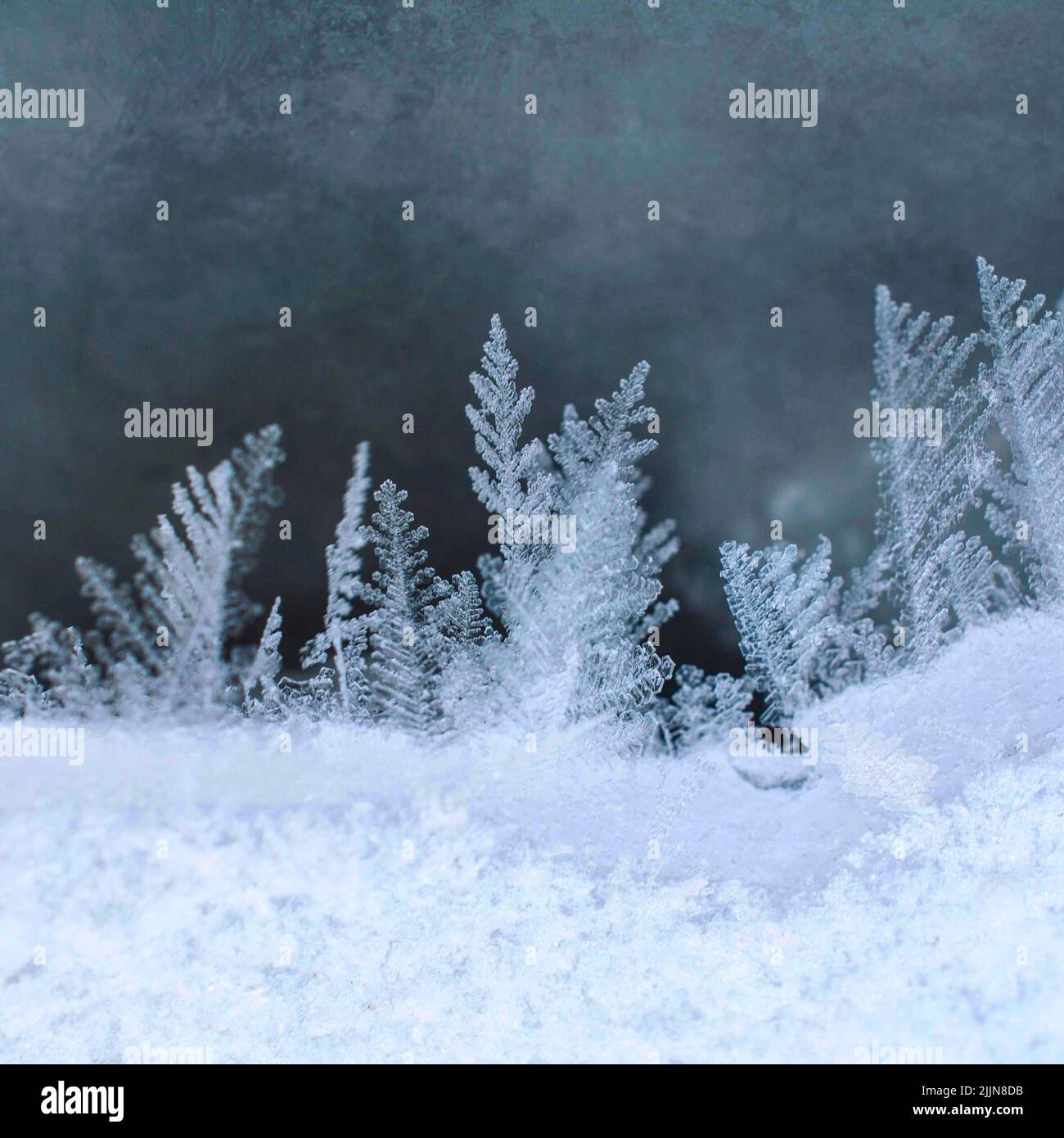 Flakes ice hi-res stock photography and images - Alamy