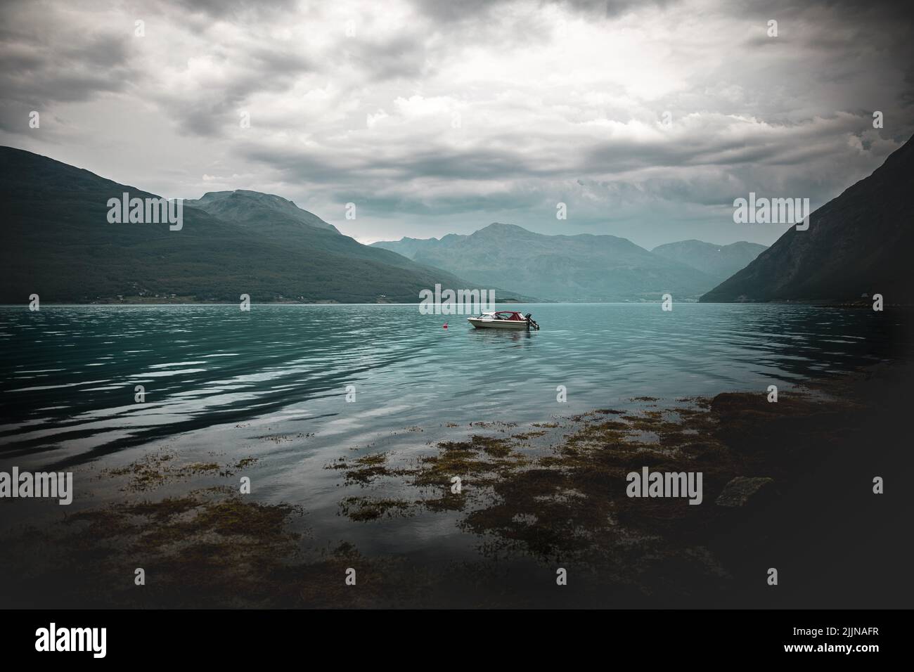 Boat sailing on lake view hi-res stock photography and images - Alamy