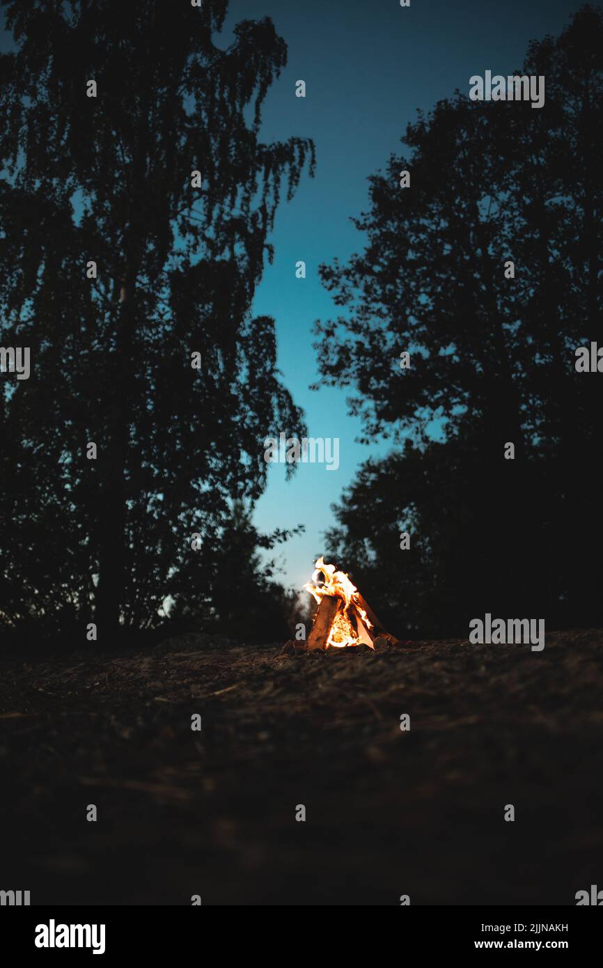 Twilight vertical hi-res stock photography and images - Alamy