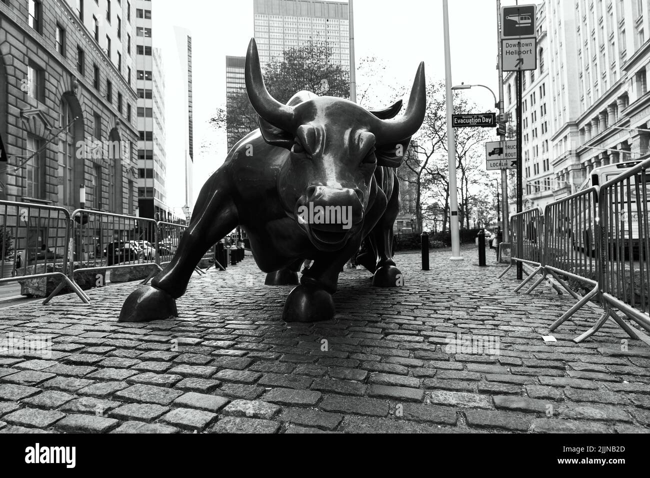 New York, NY - November 2, 2021: The famous Wall Street Charging Bull ...