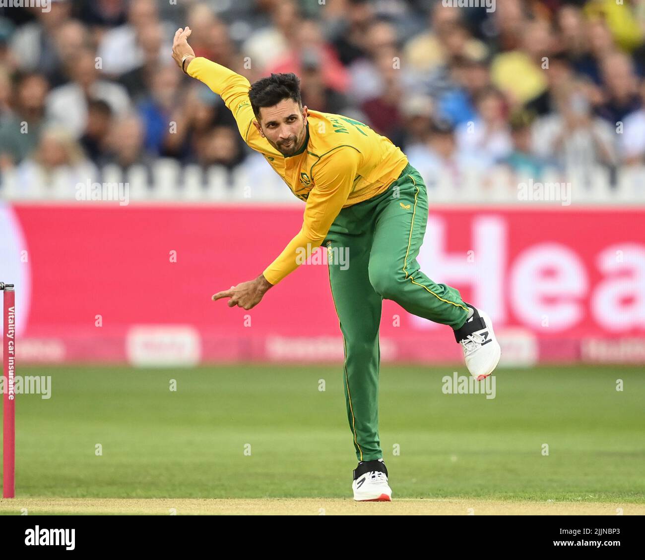 Keshav maharaj t20 hi-res stock photography and images - Alamy