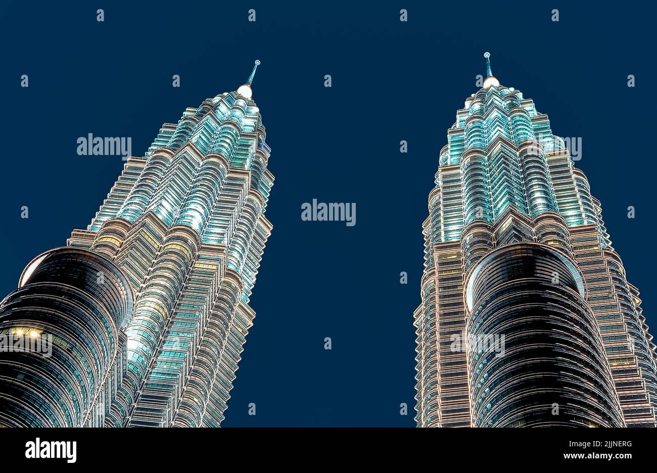 Worlds tallest twin skyscrapers hi-res stock photography and images - Alamy