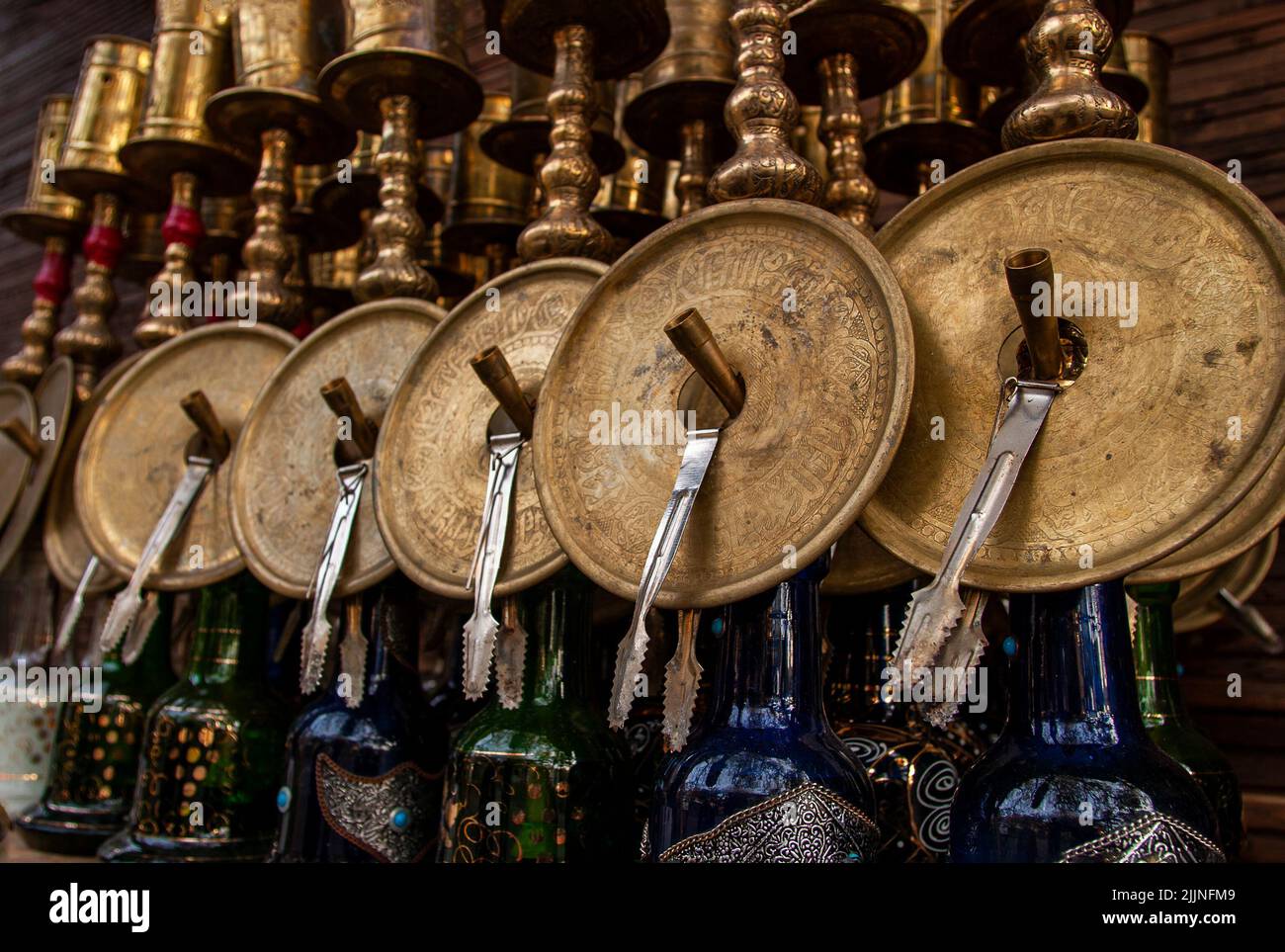 Traditional style Turkish hookah shop Stock Photo - Alamy