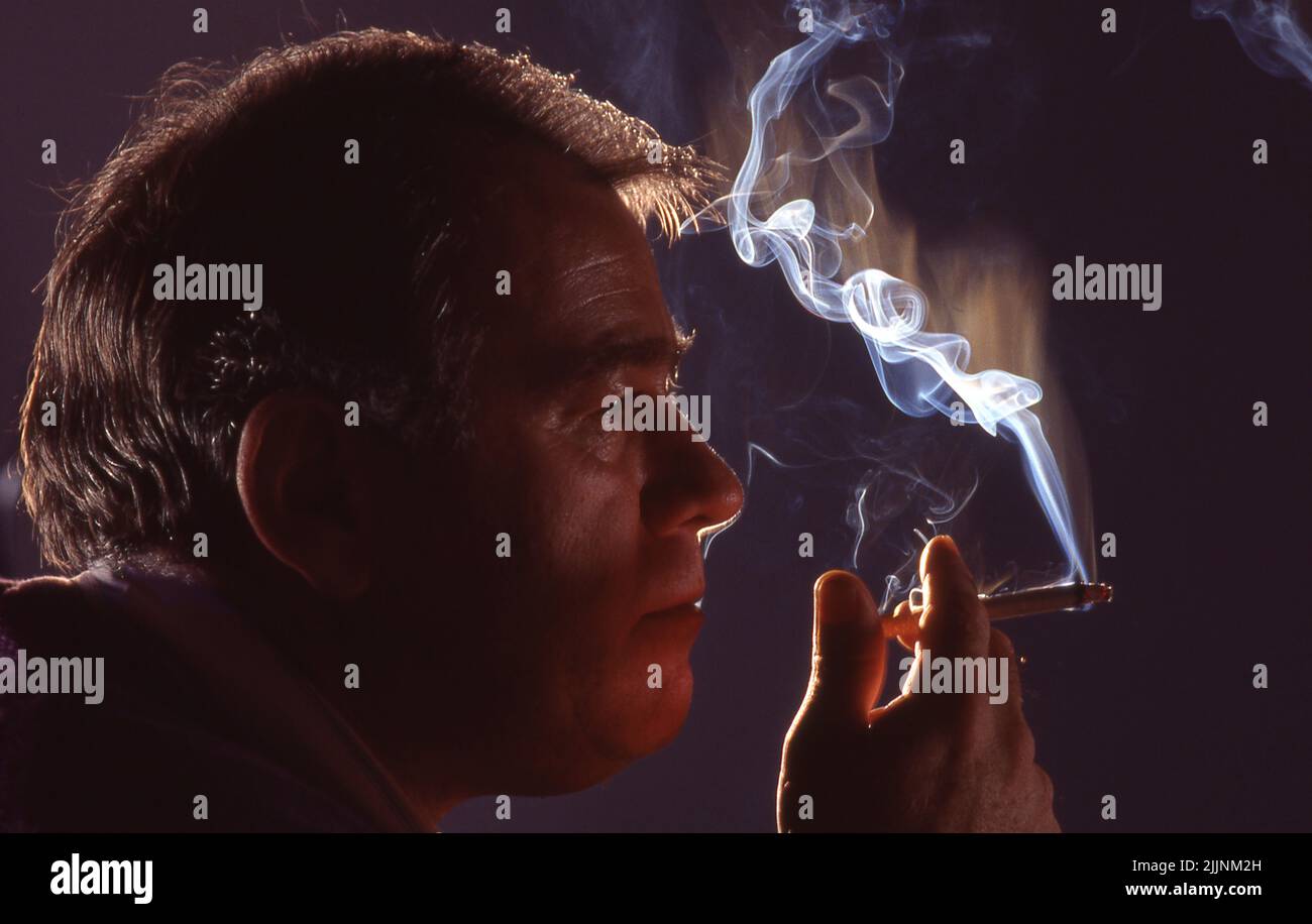 An illustration to illustrate smoking, Photo by Dennis Brack b83 Stock ...