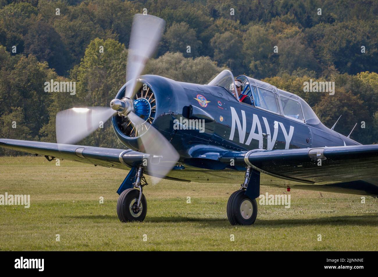 The plane is getting ready to fly Stock Photo - Alamy