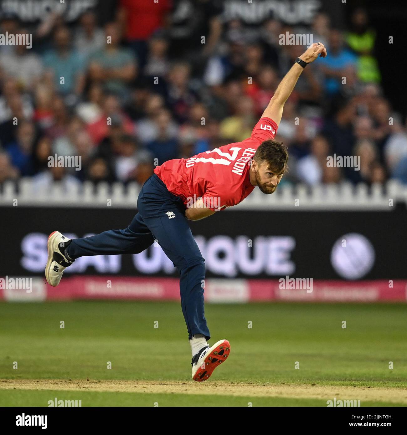 Richard Gleeson of England delivers the ball Stock Photo - Alamy
