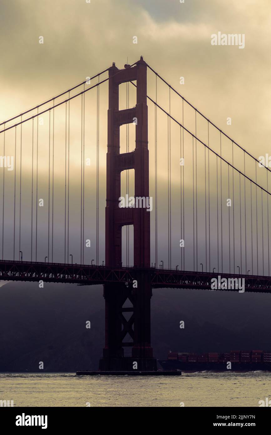 Golden gate bridge foggy panorama hi-res stock photography and images ...
