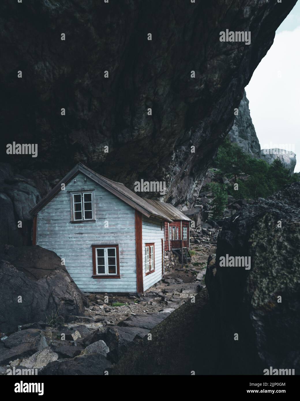 Beautiful house built hi-res stock photography and images - Alamy