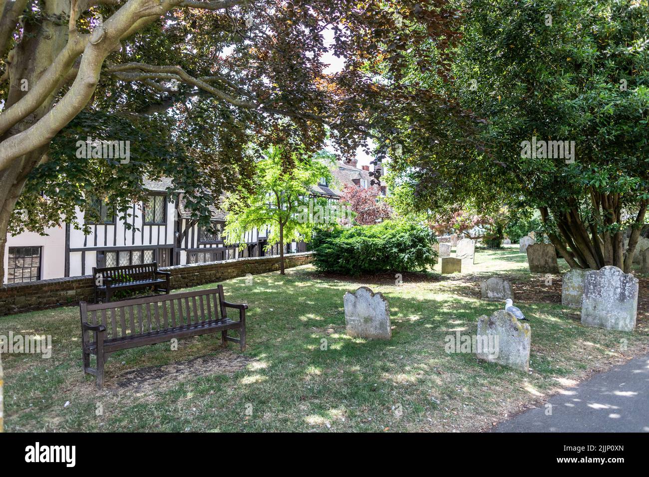 Rye church and graveyard hi-res stock photography and images - Alamy