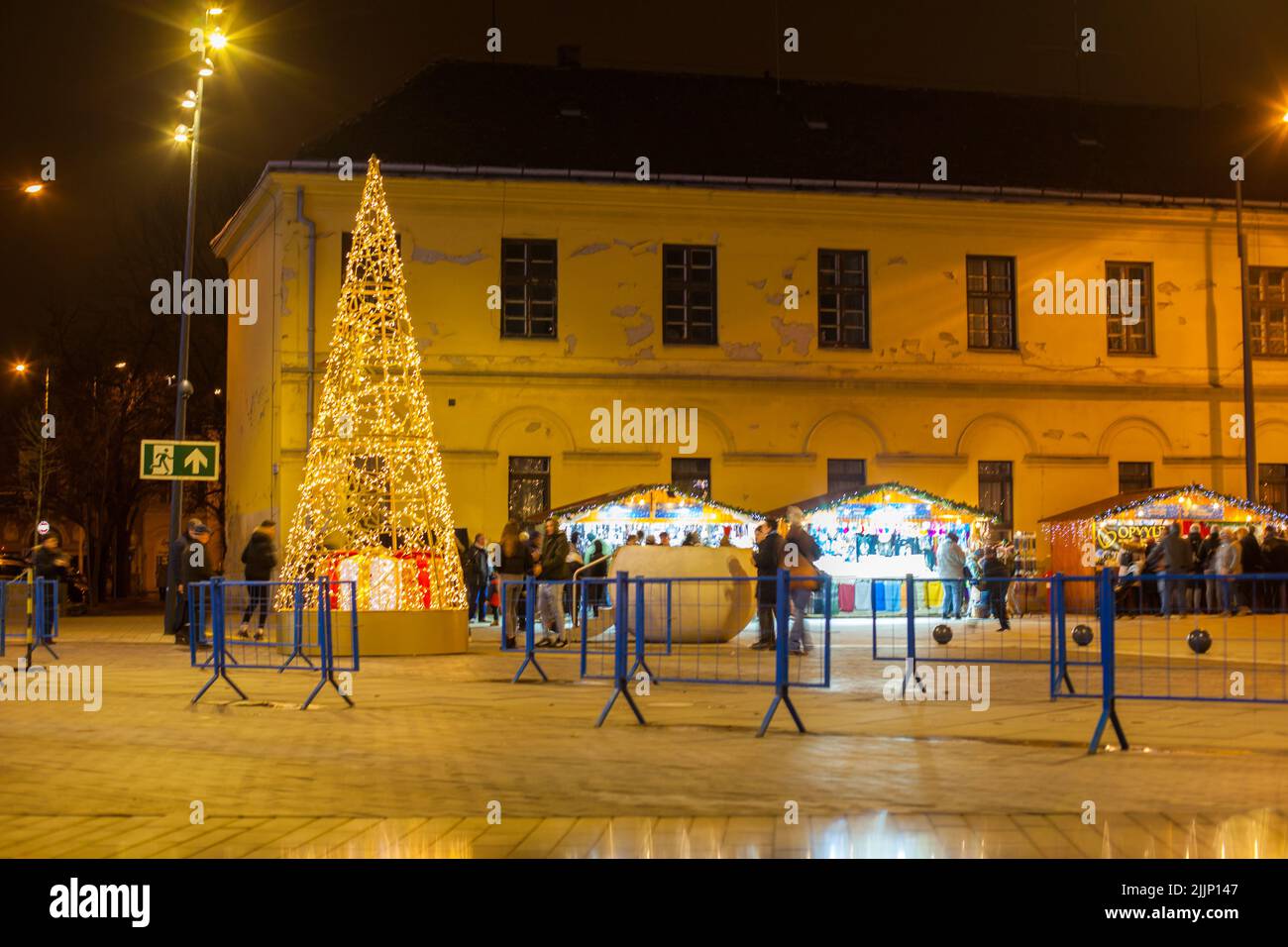 Debrecen Christmas market at night Stock Photo - Alamy