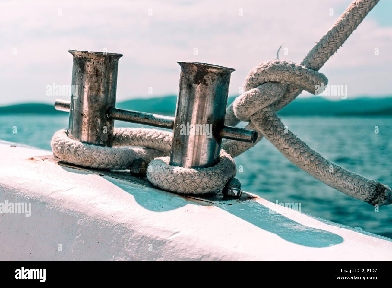 Bitts hi-res stock photography and images - Alamy