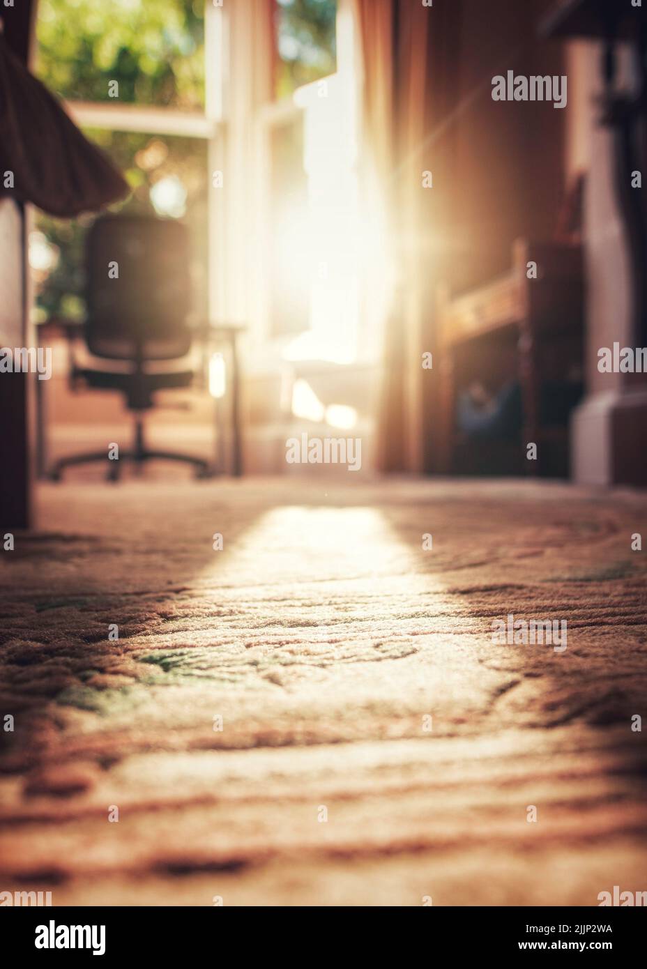 Reflecting floor hi-res stock photography and images - Alamy