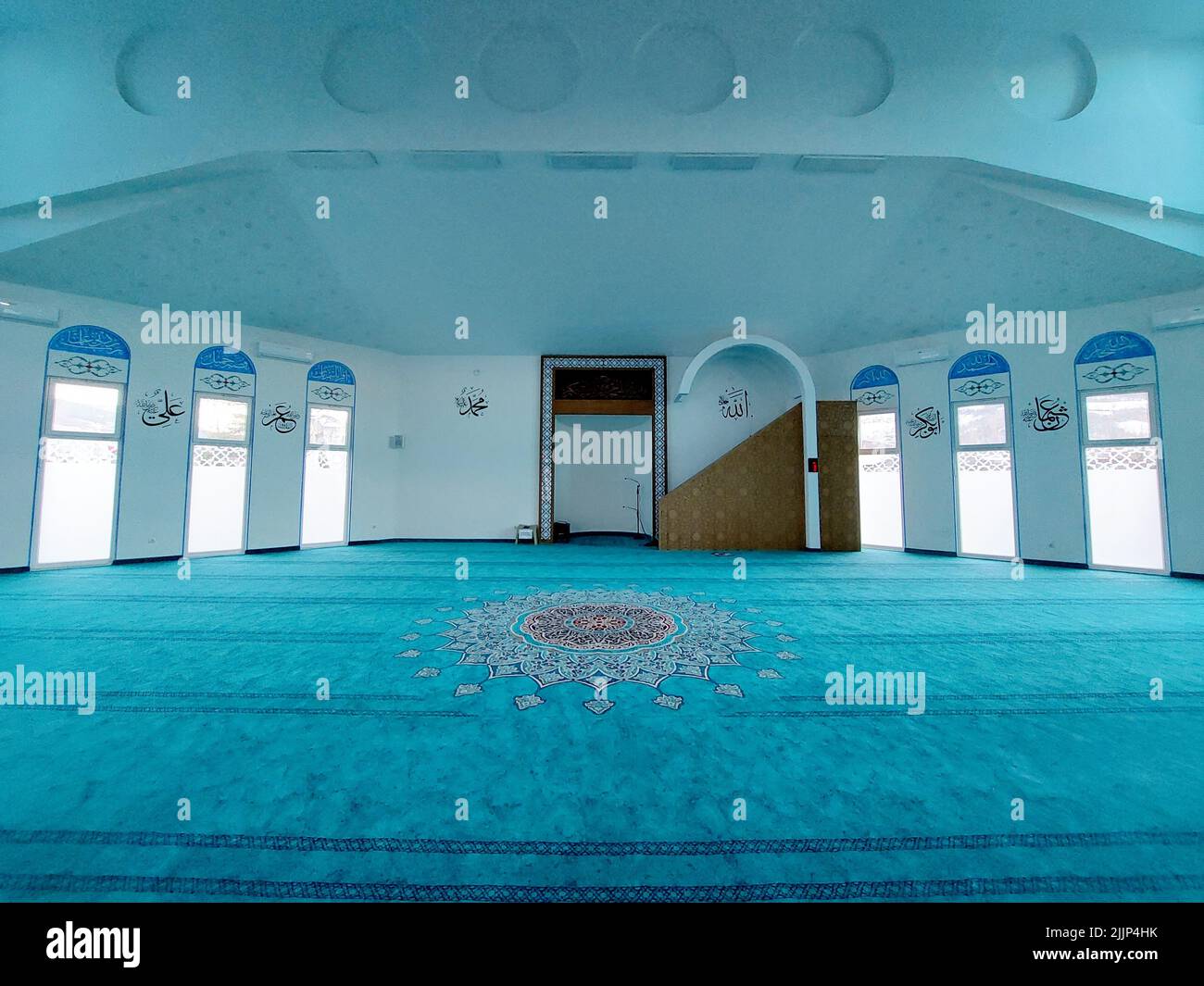 Light mosque hi-res stock photography and images - Alamy