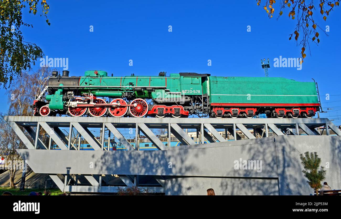 Russian Soviet passenger steam locomotive class IS (Joseph Stalin ...